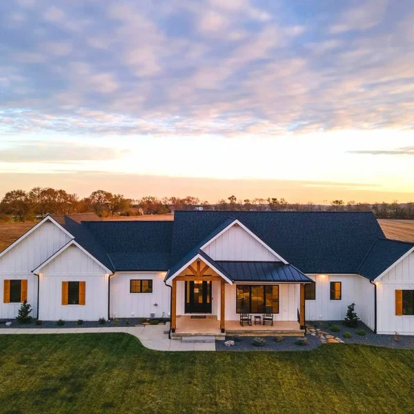 Modern Farmhouse Style Home – Apple Tree Homes